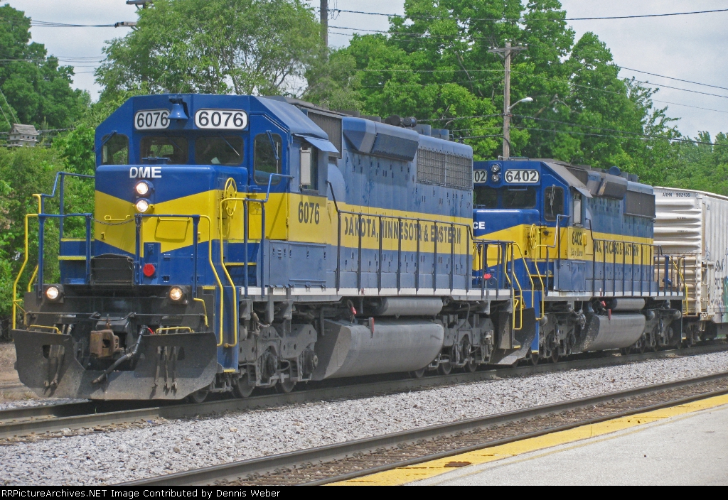 DM&E 6076, CP's Tomah Sub.